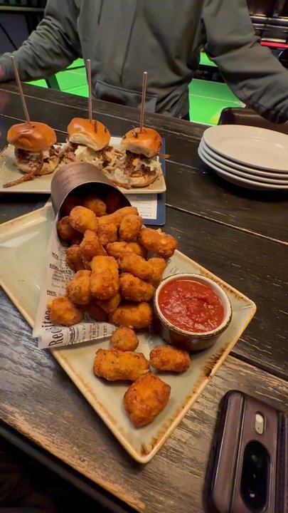 ACEBOUNCE - Updated April 2025 - 570 Photos & 316 Reviews - 230 N Clark ...