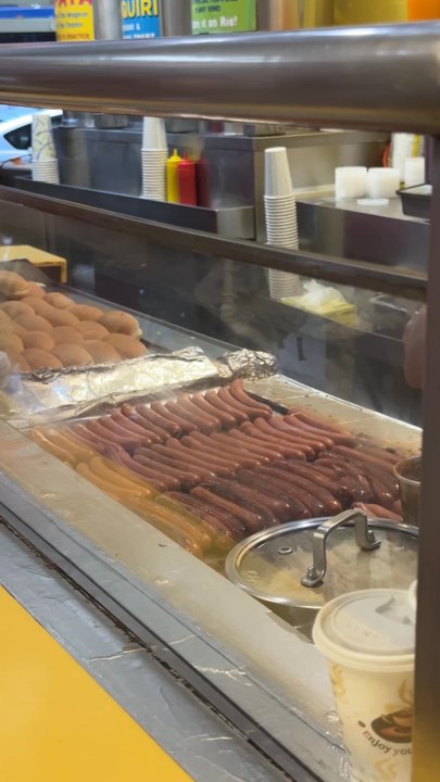 GRAY’S PAPAYA - Updated January 2025 - 1294 Photos & 1621 Reviews ...