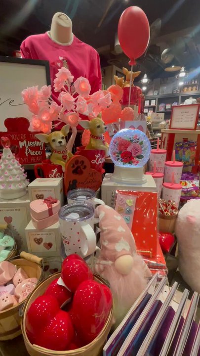 CRACKER BARREL OLD COUNTRY STORE - Updated June 2026 - 579 Photos & 421 ...