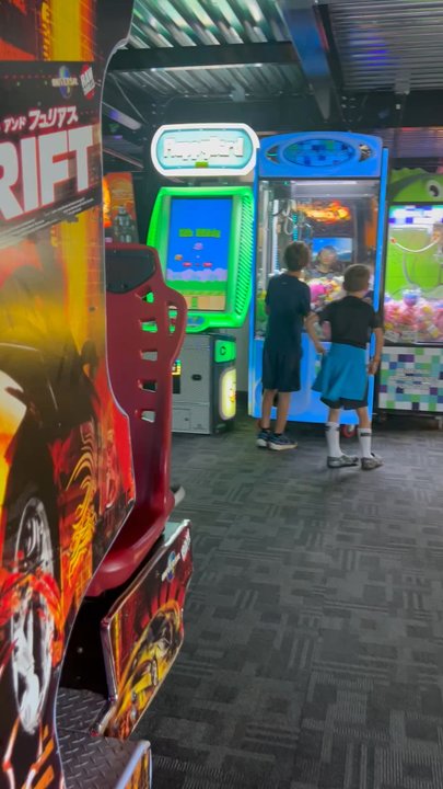 PARTEE SHACK - Updated October 2025 - 117 Photos & 35 Reviews - 3712 S ...