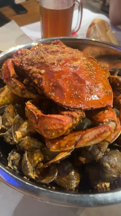THE CRAWFISH HUT - Updated November 2025 - 409 Photos & 299 Reviews ...