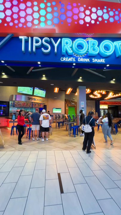THE TIPSY ROBOT - Updated October 2025 - 471 Photos & 297 Reviews - 3663 S Las Vegas Blvd, Las ...