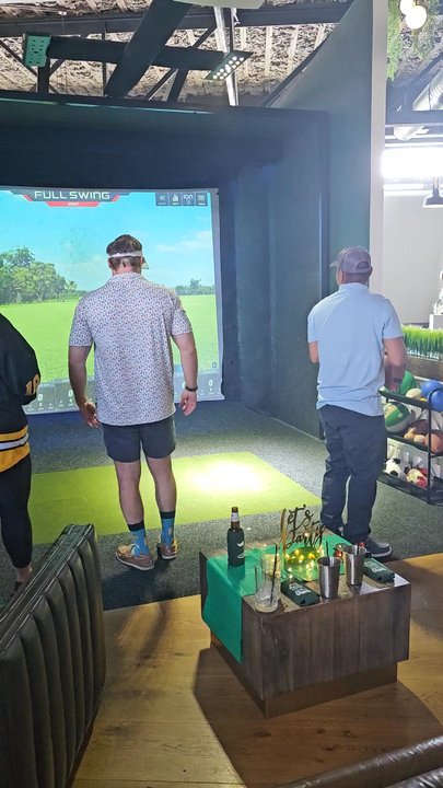 FORE SCORE A GOLF TAVERN - Updated July 2025 - 248 Photos & 67 Reviews ...