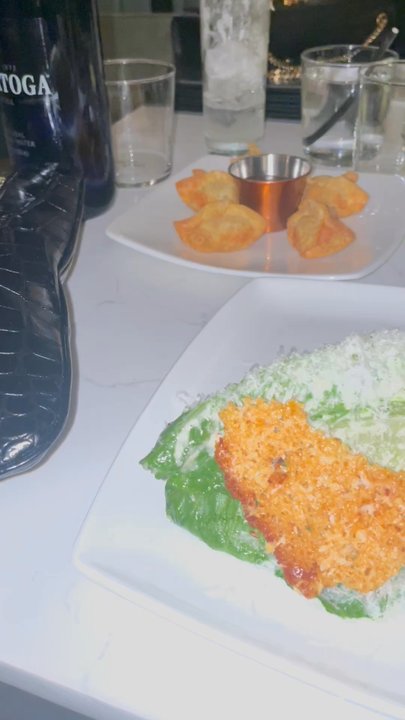 HUE BOSTON - Updated April 2025 - 188 Photos & 75 Reviews - 90 Exeter ...