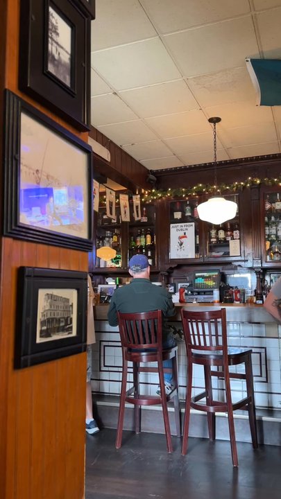 C VIEW INN - Updated April 2025 - 164 Photos & 220 Reviews - 1380 ...