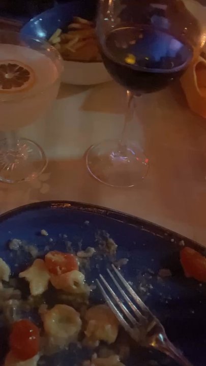 MONA - Updated December 2025 - 140 Photos & 72 Reviews - 1308 Chestnut ...