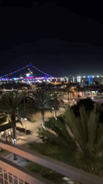 HARBOR & SKY ROOFTOP BAR AND LOUNGE - Updated September 2025 - 167 ...