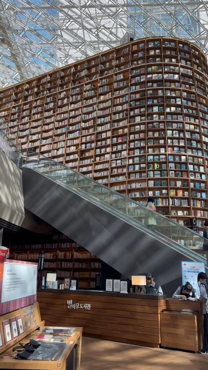 NON-STOP TRAVEL - Updated January 2026 - 50 Photos & 49 Reviews - 615 ...