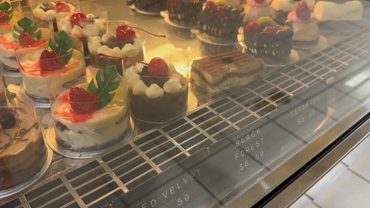 TINY PYRAMID - Updated December 2025 - 3558 Photos & 520 Reviews - 560 ...