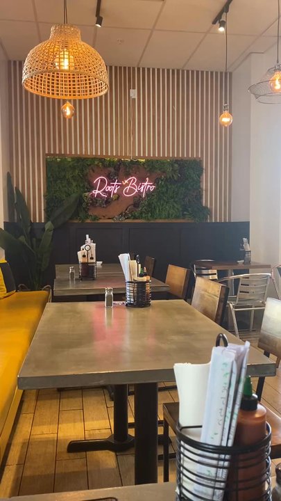 ROOTS BISTRO - Updated October 2025 - 474 Photos & 172 Reviews - 121 ...
