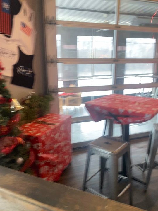 CRAWDADS ON THE RIVER - Updated August 2025 - 1035 Photos & 935 Reviews ...