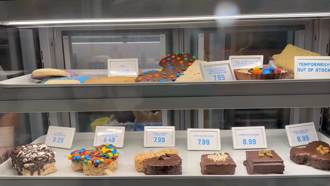 DISNEY WONDERFUL WORLD OF SWEETS - Updated May 2026 - 325 Photos & 59 ...