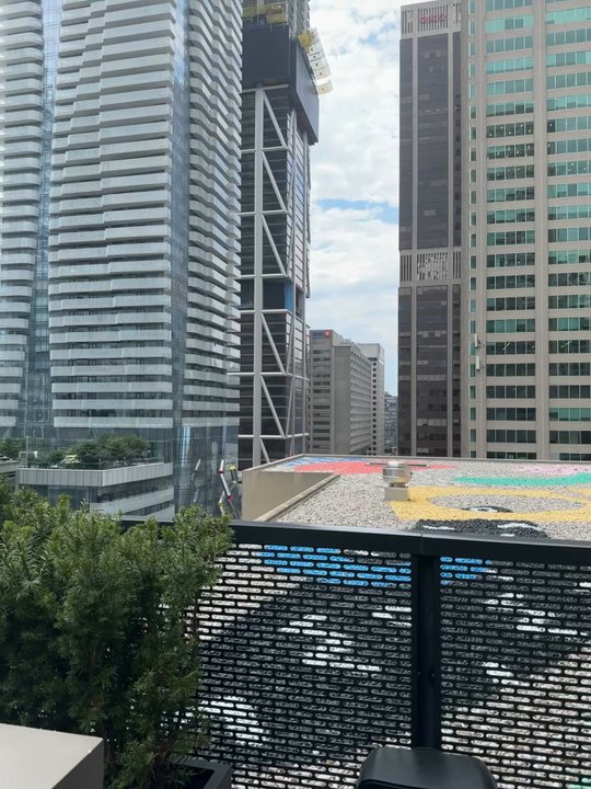 W TORONTO - Updated December 2025 - 78 Photos & 17 Reviews - 90 Bloor ...