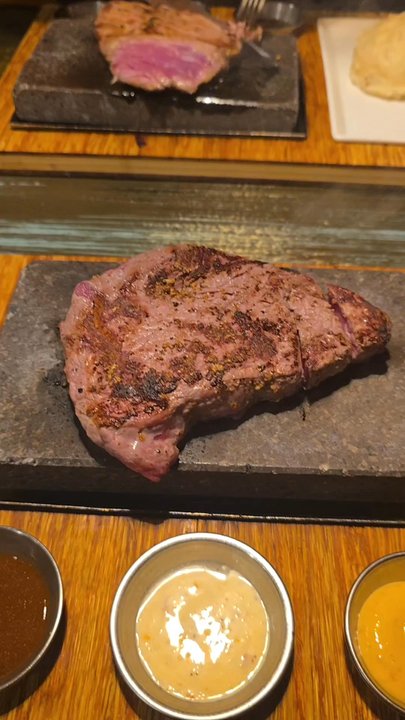 HOT ROCKS - Updated December 2025 - 423 Photos & 243 Reviews - 399 ...