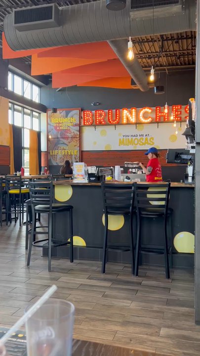 BRUNCHES - Updated June 2025 - 99 Photos & 41 Reviews - 200 Crossroads ...