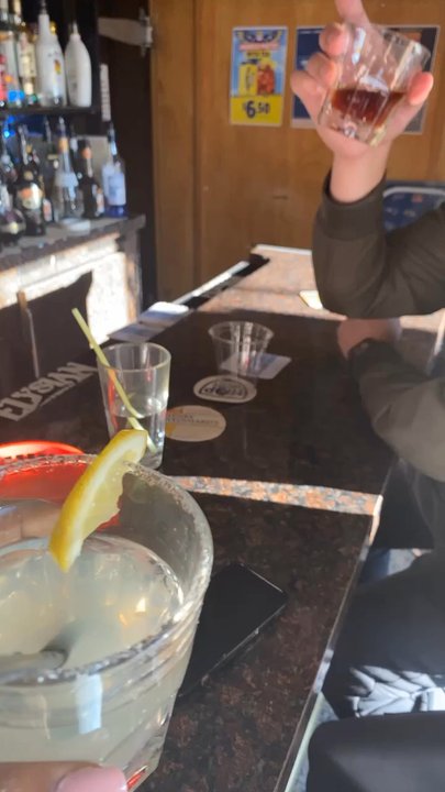 CLASSICS SPORTS BAR - Updated December 2025 - 33 Photos & 75 Reviews ...