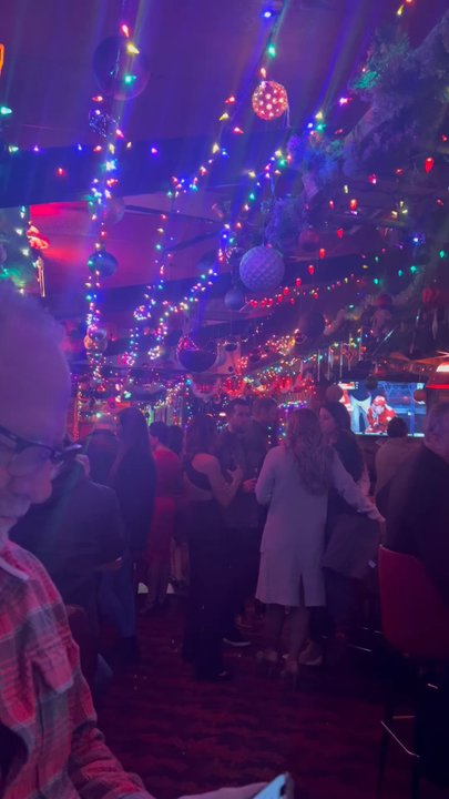 CLEO’S BROWN BEAM TAVERN - Updated December 2025 - 90 Photos & 81 ...