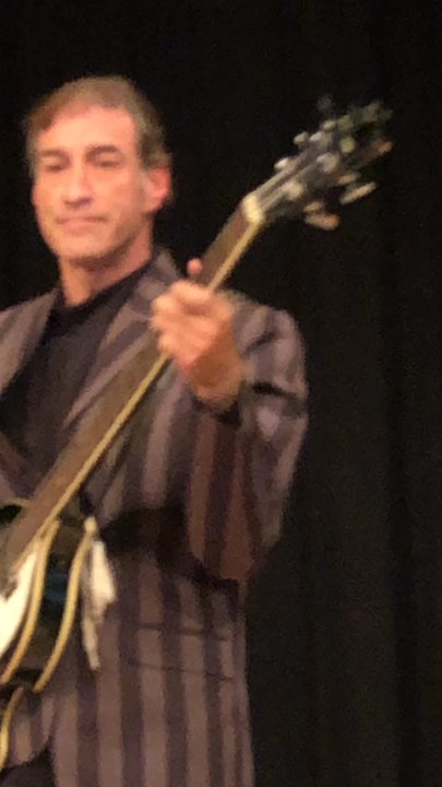 PLAINVIEW-OLD BETHPAGE PUBLIC LIBRARY - Updated November 2025 - 37 ...