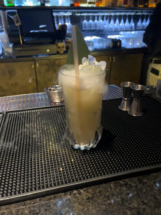 THE ELEANOR - Updated May 2026 - 161 Photos & 75 Reviews - 307 W 5th St ...