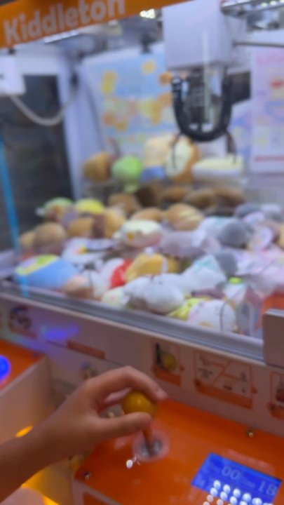 KIDDLETON - Updated December 2025 - 128 Photos & 51 Reviews - 335 E 2nd ...