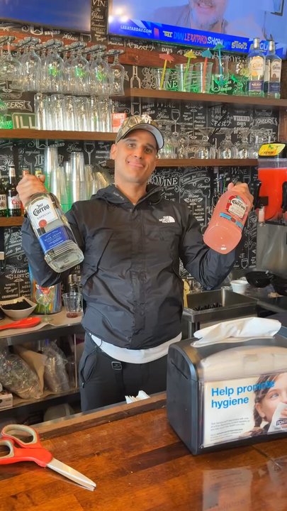 GATORS LOUISIANA KITCHEN - Updated May 2026 - 13 Photos - 1048 ...