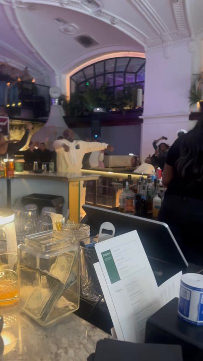 ZAYA - Updated January 2026 - 385 Photos & 300 Reviews - 515 W 7th St ...