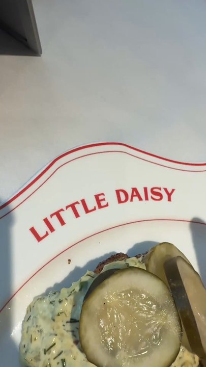 LITTLE DAISY - Updated December 2025 - 163 Photos & 51 Reviews - 1401 ...