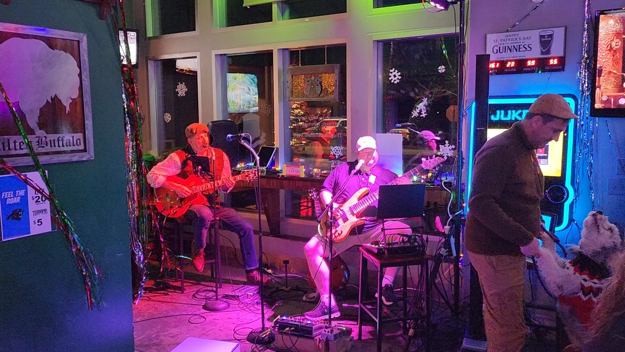 THE KILTED BUFFALO - Updated December 2025 - 10 Photos & 52 Reviews ...