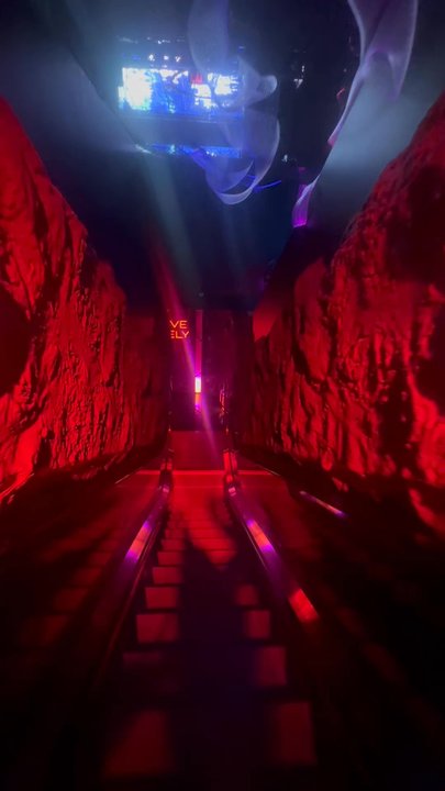 INTER - Updated December 2025 - 189 Photos & 112 Reviews - 415 Broadway ...