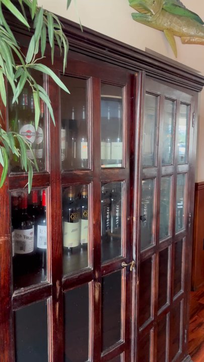 LOCKSIDE BAR AND GRILL - Updated January 2026 - 357 Photos & 363 Real ...