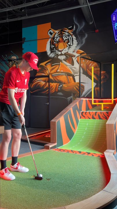 PAR 3 - Updated December 2025 - 119 Photos & 27 Reviews - 1 Levee Wy ...