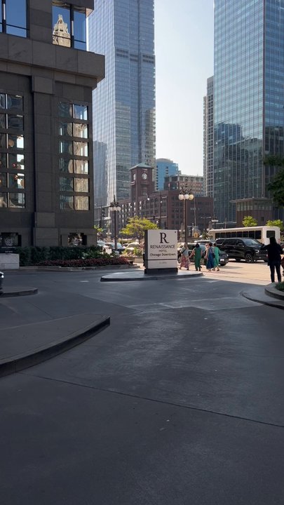 RAISED AN URBAN ROOFTOP BAR - Updated July 2025 - 801 Photos & 499 ...