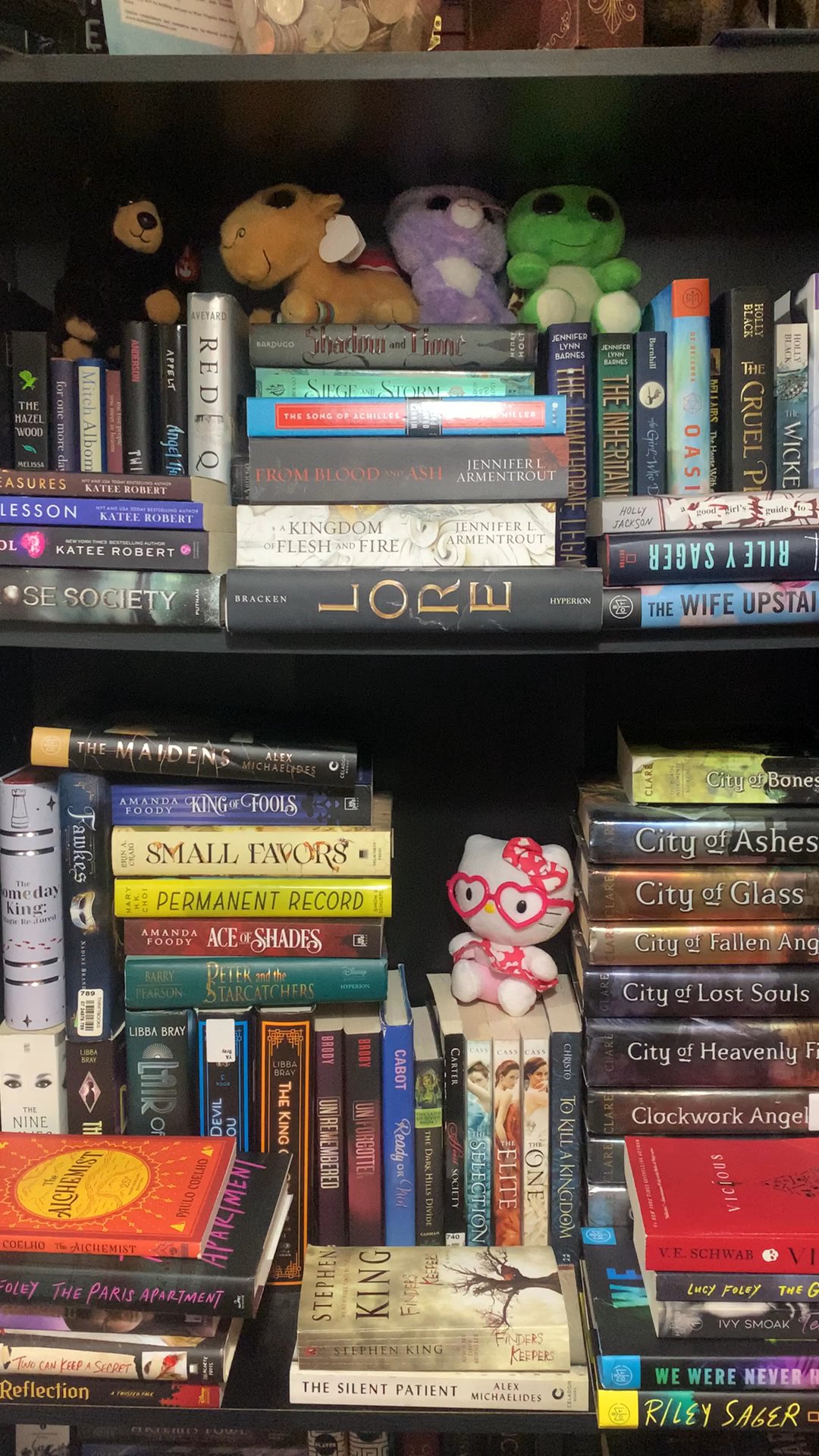 Whatnot - My first show!! Books Galore Livestream by pretty_press_ons # ...