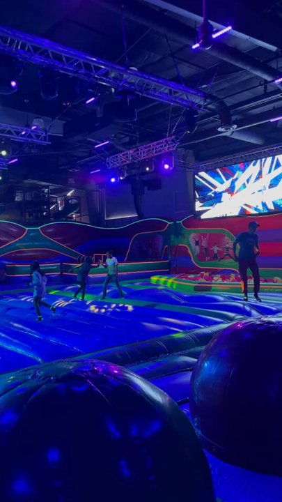 FUNTASTIC DEPOT - Updated December 2025 - 48 Photos & 30 Reviews - 6828 ...