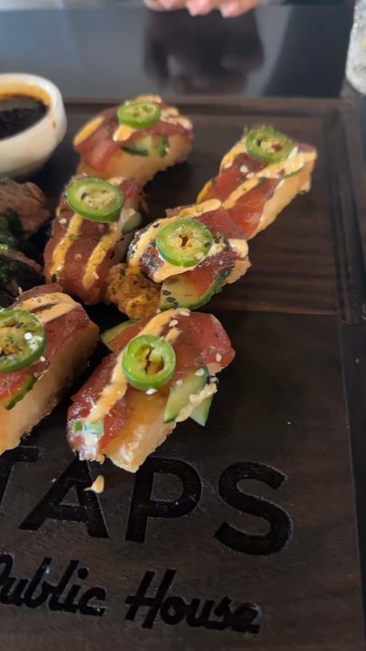 TAPS PUBLIC HOUSE - Updated March 2026 - 100 Photos & 44 Reviews - 6570 ...