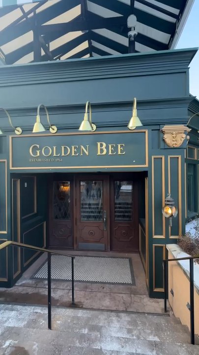 THE GOLDEN BEE - Updated October 2025 - 498 Photos & 587 Reviews - 1 ...