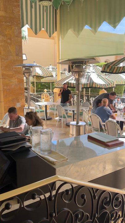 TERRACE POINTE CAFE - Updated March 2025 - 2290 Photos & 1284 Reviews ...
