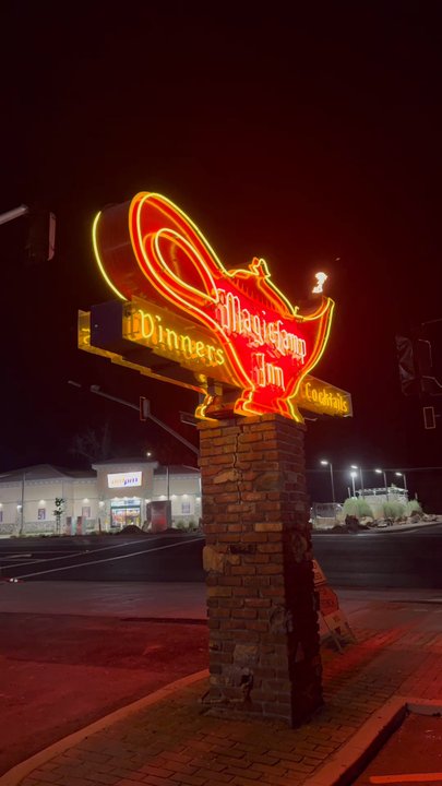 THE MAGIC LAMP INN - Updated December 2024 - 108 Photos & 49 Reviews ...