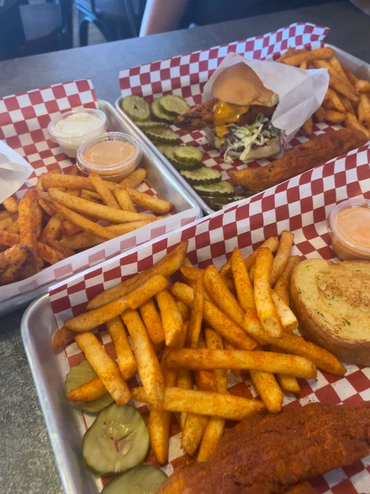 HOT CHICKZ - Updated December 2025 - 251 Photos & 168 Reviews - 4242 ...