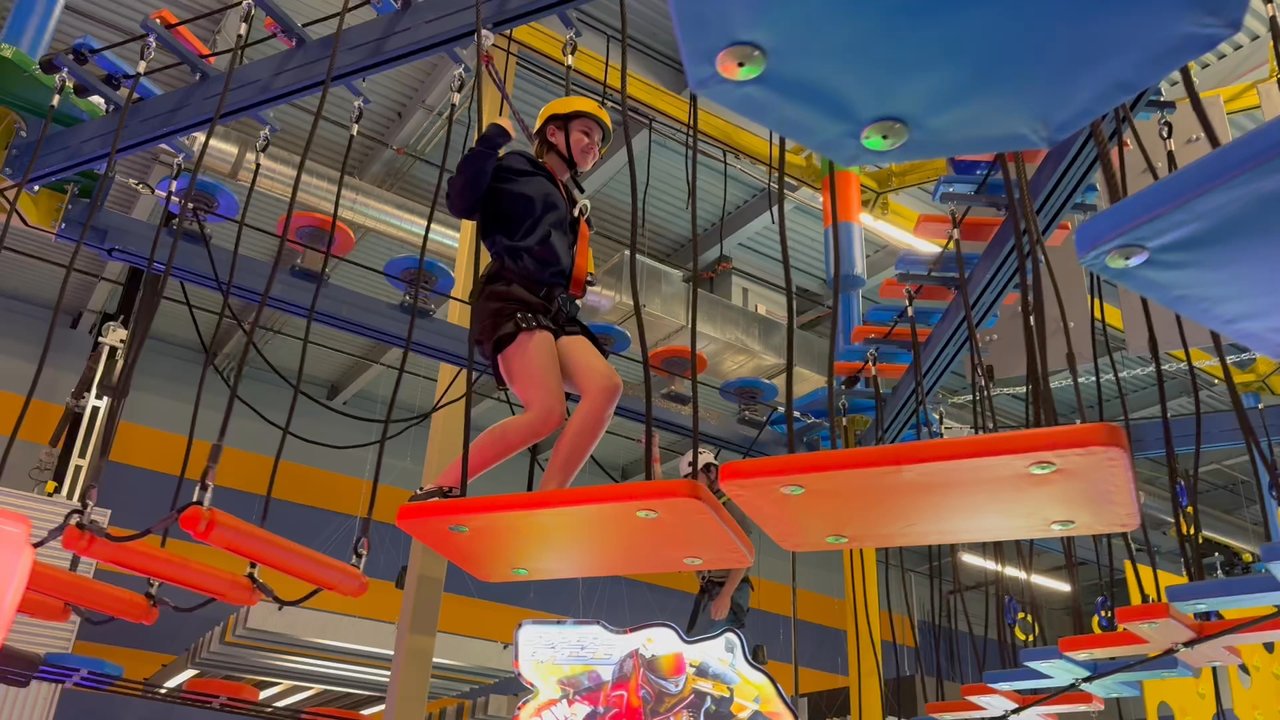 FLIGHT 509 - Updated December 2025 - 10 Reviews - 10502 E Montgomery Dr ...