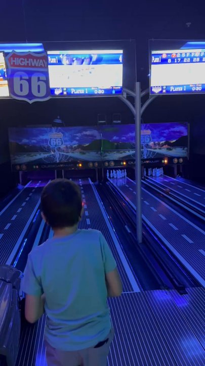 THE AMAZING PIZZA MACHINE - Updated December 2025 - 84 Photos & 98 ...