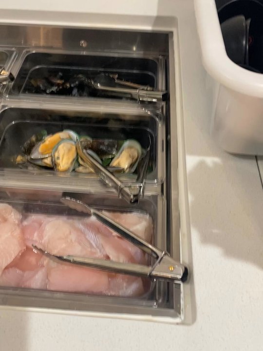 HOT POT SPOT - Updated October 2025 - 22 Photos & 27 Reviews - 331 S ...