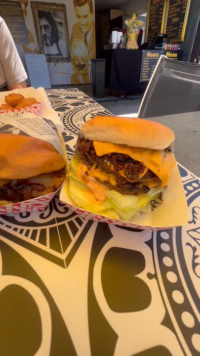 BURGER KOOK - Updated October 2025 - 239 Photos & 89 Reviews - 5114 ...