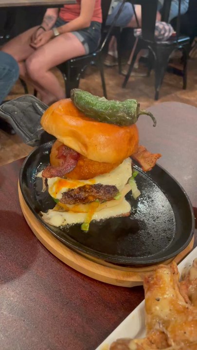 DA BURGER WING HUB - Updated March 2025 - 372 Photos & 142 Reviews - 93 ...