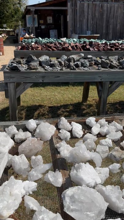 WEGNER QUARTZ CRYSTAL MINES - Updated December 2025 - 113 Photos & 56 ...