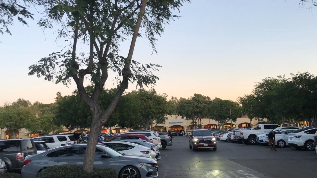 CAMARILLO PREMIUM OUTLETS - Updated May 2025 - 699 Photos & 835 Reviews ...