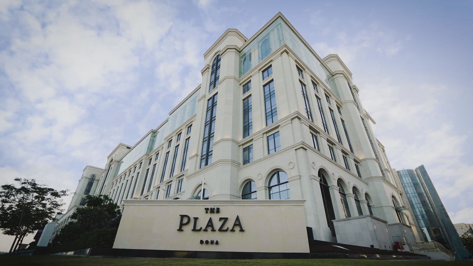 The Plaza Doha | Sans Souci Lighting