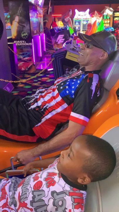 FUN WAREHOUSE - Updated December 2025 - 80 Photos & 66 Reviews - 2349 ...