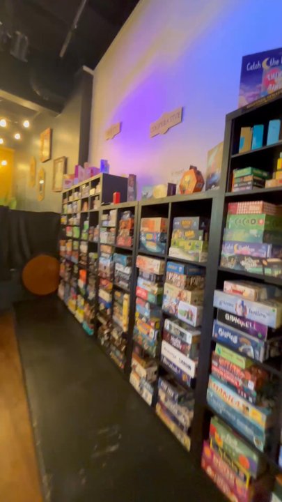 PIECES THE ST. LOUIS BOARD GAME BAR & CAFE - Updated October 2025 - 597 ...