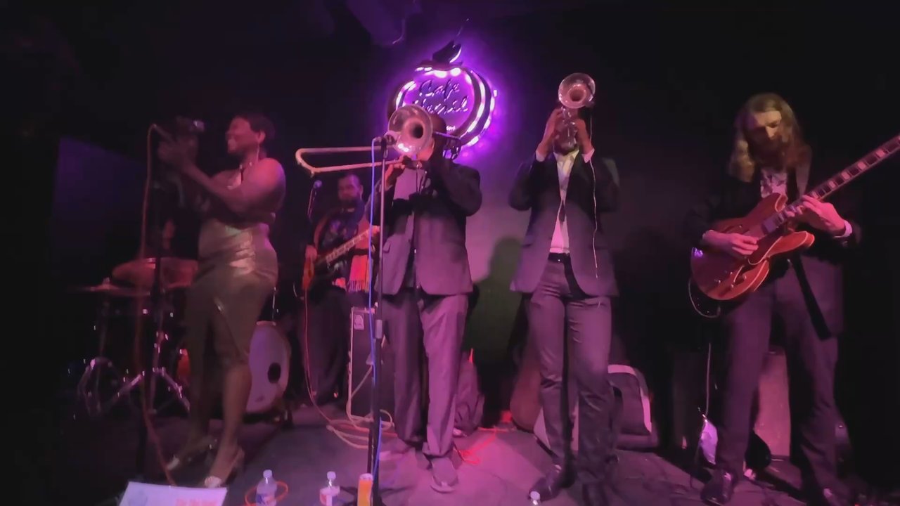 CAFE NEGRIL - Updated August 2025 - 358 Photos & 443 Reviews - 606 ...